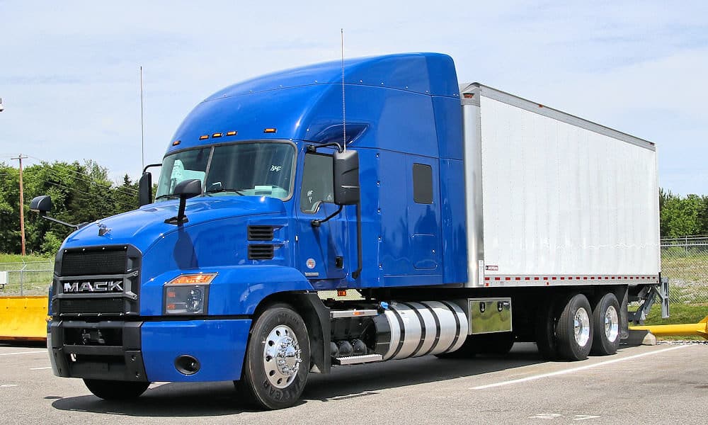 Mack Anthem 2025: Potencia, tecnología avanzada y diseño que redefine el transporte rutero ...